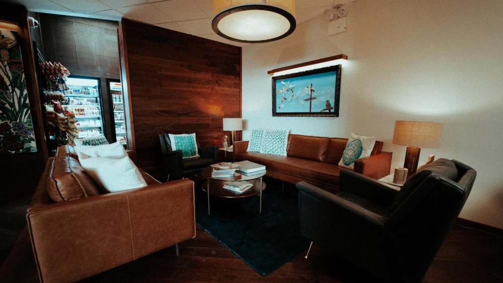 Feather Factory Hotel - Queens, Hotels In Queens, Hotels In Queens NY ...